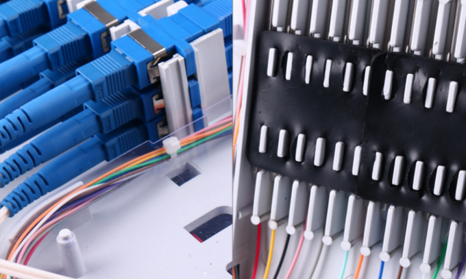 GPON Ftth Distribution Box / Optical Fiber Termination Box Long Life Time